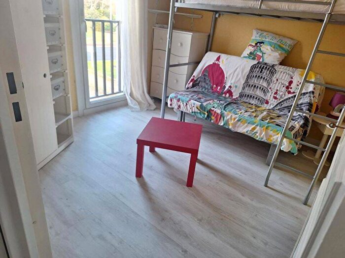 Grand Centre Ville, Saint-Jean-de-la-Ruelle - Appartement 1 pièce à louer