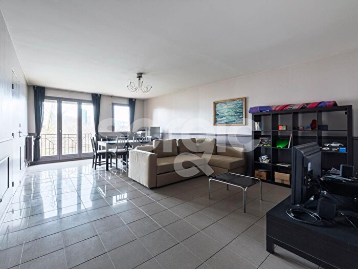 Appartement à vendre - Lille, Fives - 3 pièces - 2 chambres