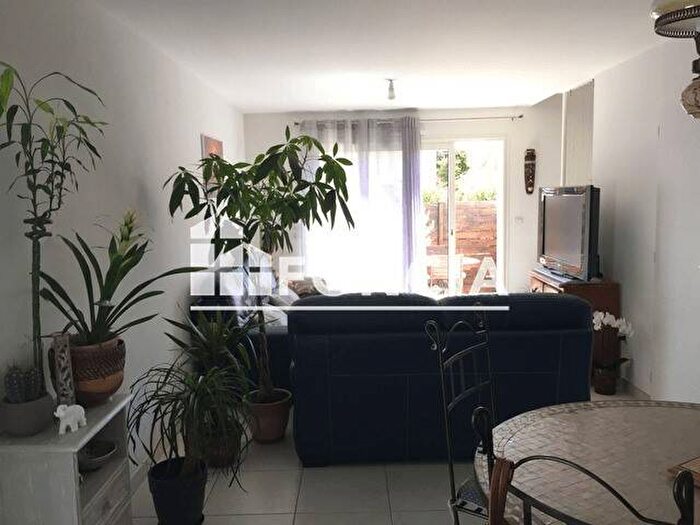 Maison à louer - Sainte-Marie - 3 pièces - 2 chambres