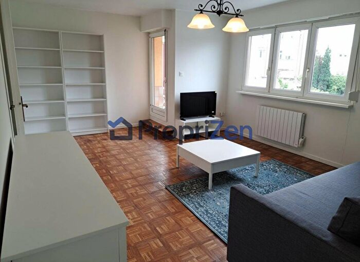 Appartement à louer - Orangerie Est, Strasbourg - 2 pièces - 1 chambre