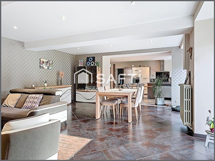 Maison à vendre - Bais - 5 pièces - 4 chambres