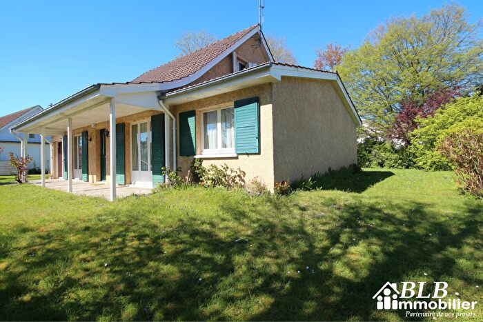 Le Mesnil-Saint-Denis - Maison 8 pièces à vendre