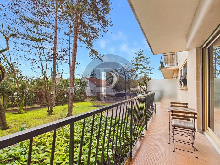 Appartement à vendre - Le Plessis-Robinson, Coteau - 4 pièces - 3 chambres