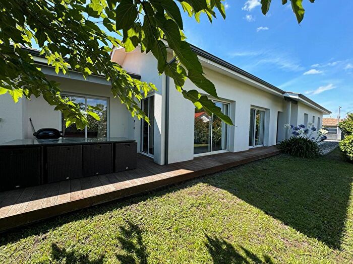 Maison à vendre - Arès - 4 pièces - 3 chambres