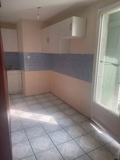 Beulet-Ile de France, Annemasse : Appartement 2 pièces à louer