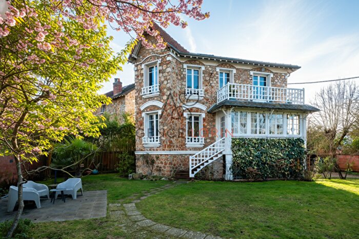 Maison à vendre - Le Vésinet - 5 pièces - 3 chambres