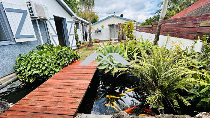 Maison à vendre - Saint-Denis, La Bretagne, Sainte-Clotilde - 5 pièces - 4 chambres