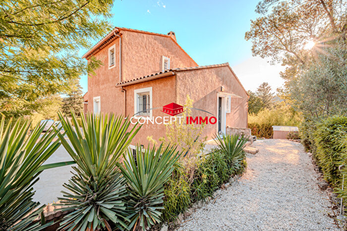 Maison à vendre - Méounes-lès-Montrieux - 5 pièces - 4 chambres