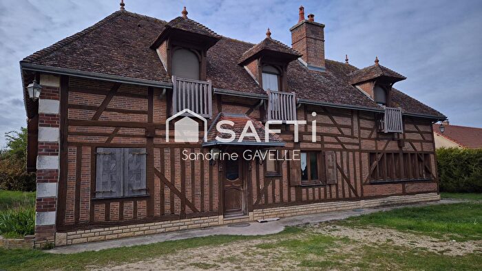 Maison à vendre - Saint-Lyé - 5 pièces - 3 chambres