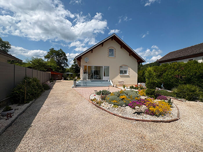 Maison 4 pièces à vendre à Chazey-Bons