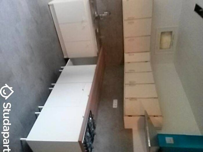 Appartement à louer - Coquibus, Corbeil-Essonnes - 1 pièce - 1 chambre