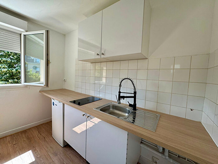Brétigny-sur-Orge, Centre-ville : Appartement 1 pièce à louer