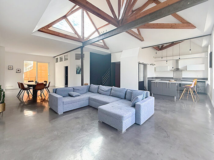 Tourcoing, Centre-ville - Appartement 3 pièces à vendre