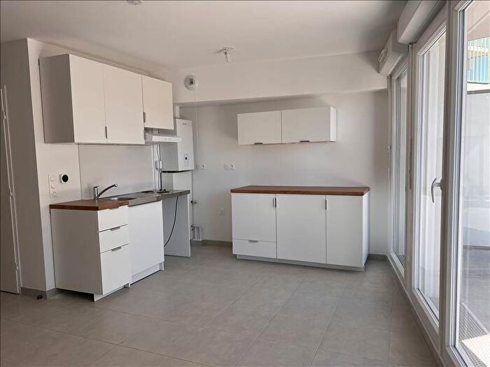 Appartement à louer - Ilot Er Mai, Clermont-Ferrand - 1 pièce