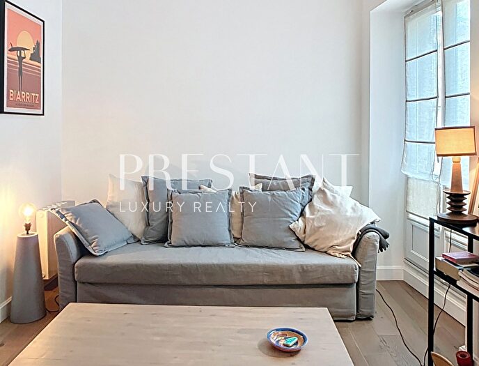 Appartement à vendre - Biarritz, Centre-ville Ouest - 2 pièces - 1 chambre