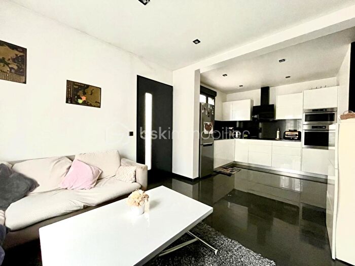 Appartement à vendre - Maisons-Alfort, Charentonneau - 3 pièces - 2 chambres
