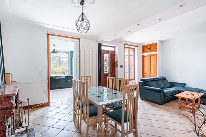 Maison à vendre - Chasselay - 5 pièces - 3 chambres