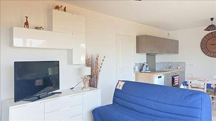 Appartement 2 pièces à Salles, à louer