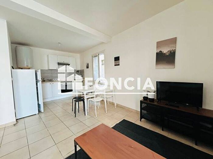 Appartement à louer - Champ de Mars, Toulon - 1 pièce