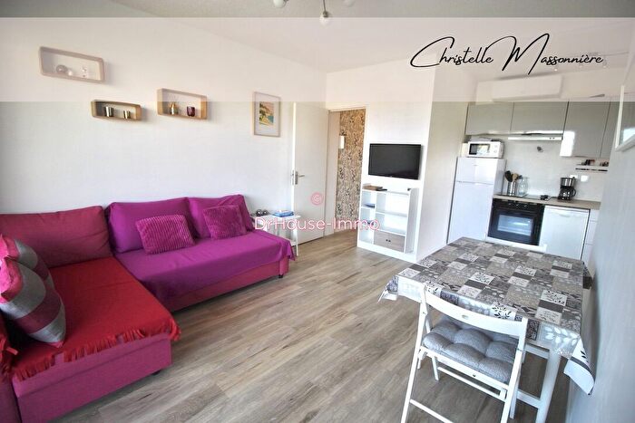 Appartement 2 pièces à vendre - Cavalaire-sur-Mer, Centre-ville