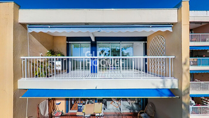 Appartement 3 pièces à Nice, Corniche Fleurie, à vendre