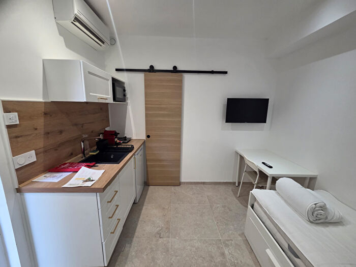 Appartement 4 pièces à Nice, Saint-Roch, à vendre