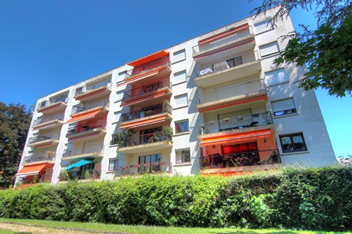 Appartement 4 pièces à vendre à Orléans, La Croix Saint-Marceau, La Mouillère, Pré Pinson