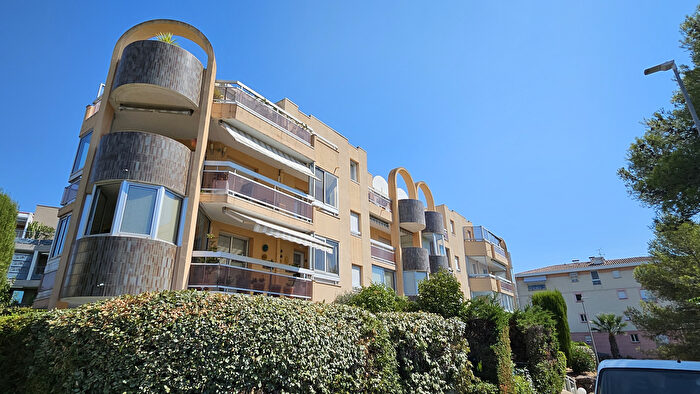 Appartement 2 pièces à vendre - Saint-Raphaël, Les Arênes