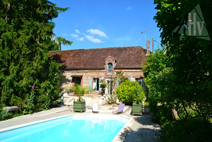 Maison à vendre - Bray-sur-Seine - 10 pièces - 5 chambres