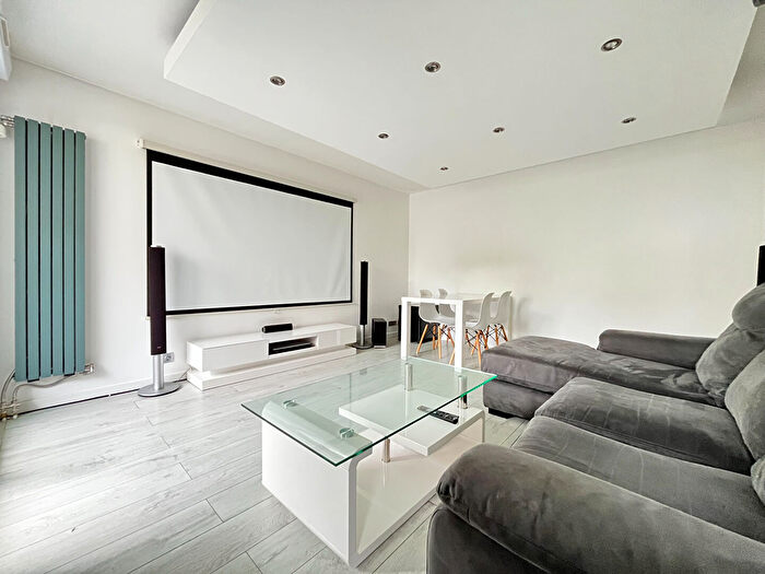 Appartement à louer - Quartiers Nord-Ouest, Beauregard, La Lande du Breil - 2 pièces - 1 chambre