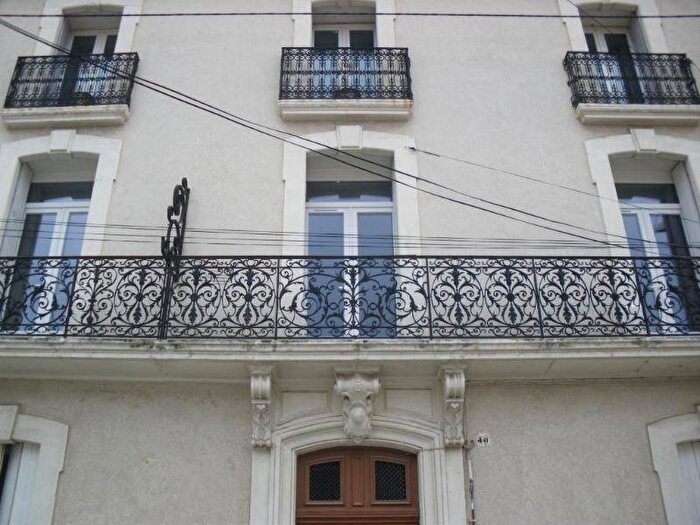 Appartement à louer - Emile Zola, Béziers - 4 pièces - 3 chambres
