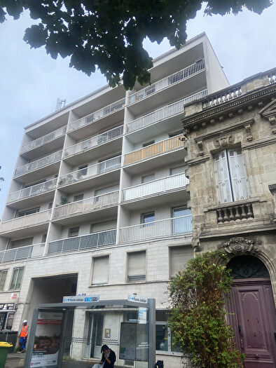 Appartement à louer - Bordeaux, Croix Blanche - 1 pièce