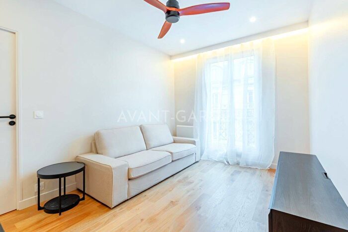 Appartement à louer - Croulebarbe, Paris ème arrondissement - 2 pièces - 1 chambre