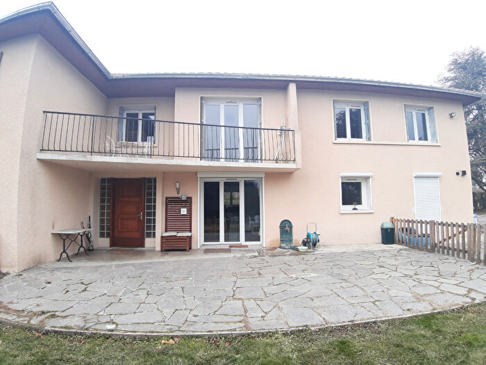 Maison 5 pièces à Ferney-Voltaire, à louer