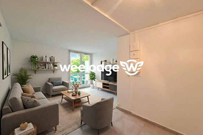 Appartement à vendre - Le Raincy - 3 pièces - 2 chambres