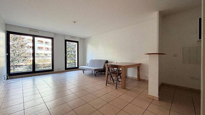 Pont de Flandre, Paris 19ème arrondissement - Appartement 3 pièces à louer