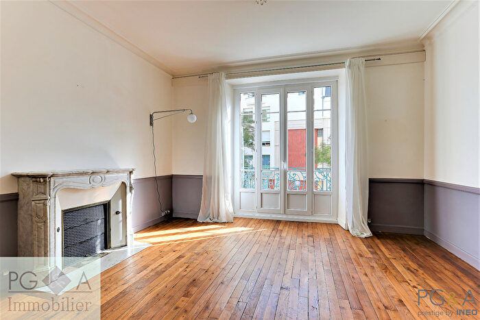 Appartement 7 pièces à vendre à Quartiers Centre, Fougères, Sévigné