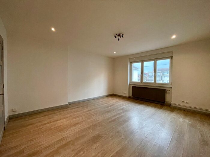 Appartement à vendre - Saint-Dié-des-Vosges, Stanislas - 2 pièces - 1 chambre