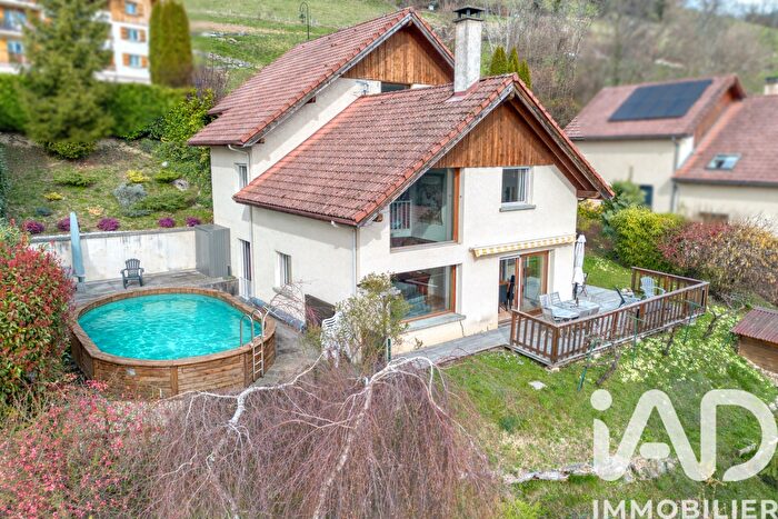 Maison à vendre - Les Adrets - 7 pièces - 6 chambres