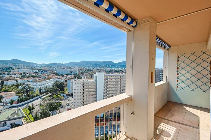 Appartement à vendre - Marseille e , Sainte-Marguerite - 5 pièces - 3 chambres