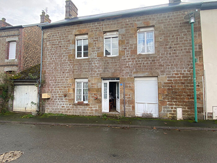 Maison à vendre - Saint-Mars-dégrenne - 5 pièces - 3 chambres