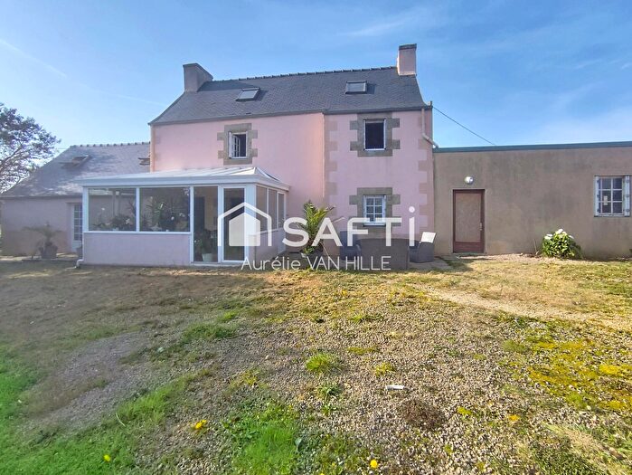 Plouénan : Maison 5 pièces à vendre