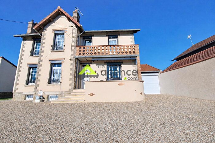 Maison à vendre - Pontarion - 5 pièces - 3 chambres