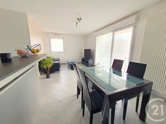 Appartement 3 pièces à Rumilly, Les Collines, Nord, à vendre