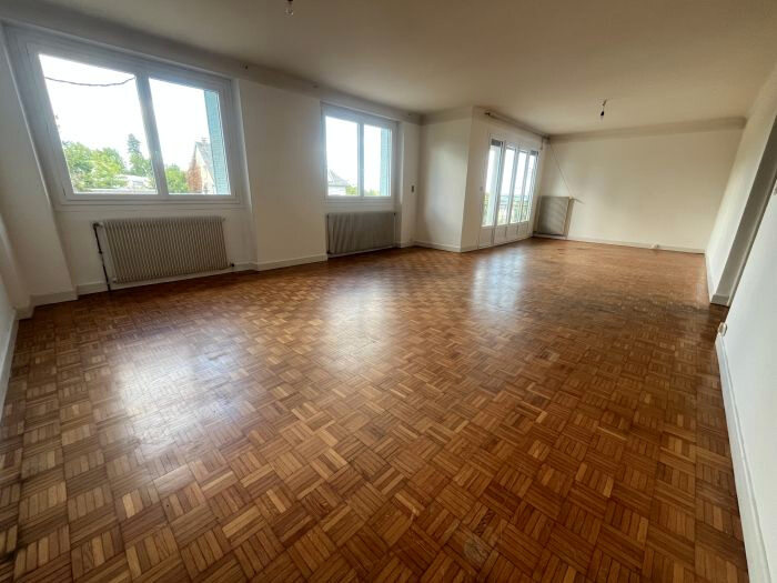 Appartement à louer - Égletons - 3 pièces - 2 chambres