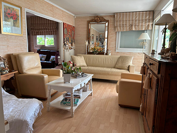 Appartement à vendre - Poitiers, Couronneries - 6 pièces - 4 chambres