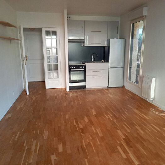 Marly-le-Roi, Grandes Terres, Vergers, Vauillons : Appartement 1 pièce à louer