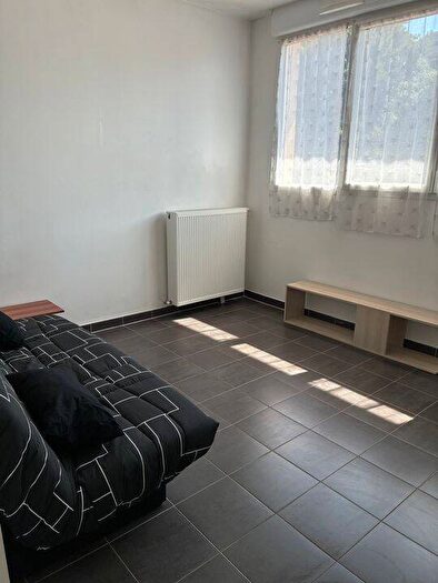 Hôtel de Ville, Créteil - Appartement 1 pièce à louer