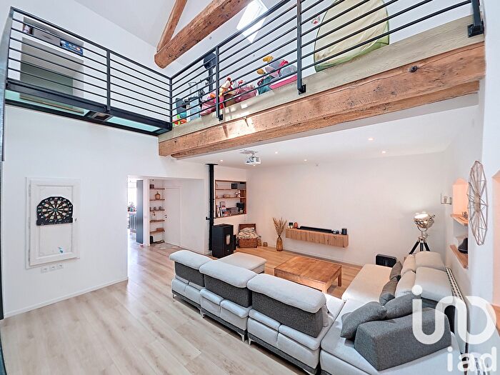 Maison à vendre - Mennecy, Centre-ville, Gare, Châtries, Château, Bel-Air - 7 pièces - 4 chambres