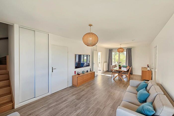 Appartement à vendre - Poissy, La Coudraie - 4 pièces - 3 chambres